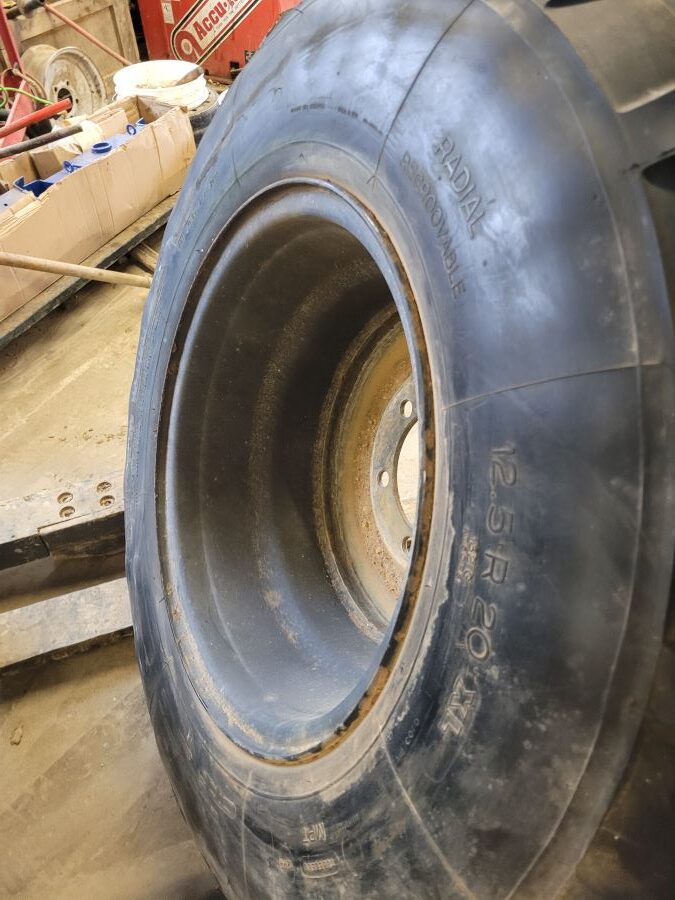 12.5R20 Michelin XL on wheel | Military Tires
