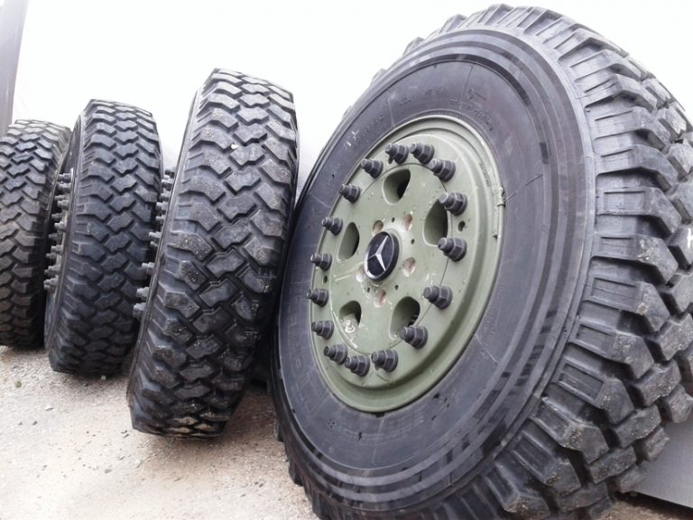 8.25R16 on G-Wagon Wheel | Military Tires