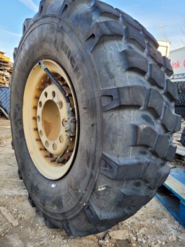 395/85R20 Michelin XML on Wheel | Military Tires