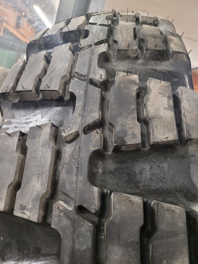 14.00-20 General tire | Military Tires