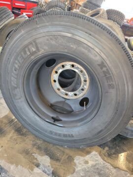 11R22.5 Michelin XZE2 on Wheel | Military Tires
