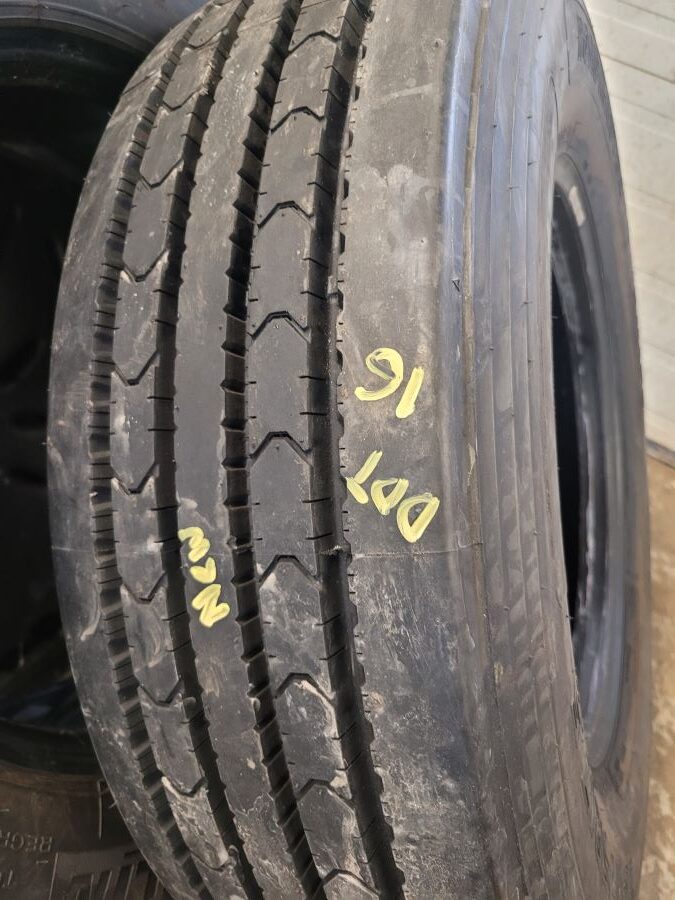 235/75R17.5 Roadmaster RM170 | Military Tires